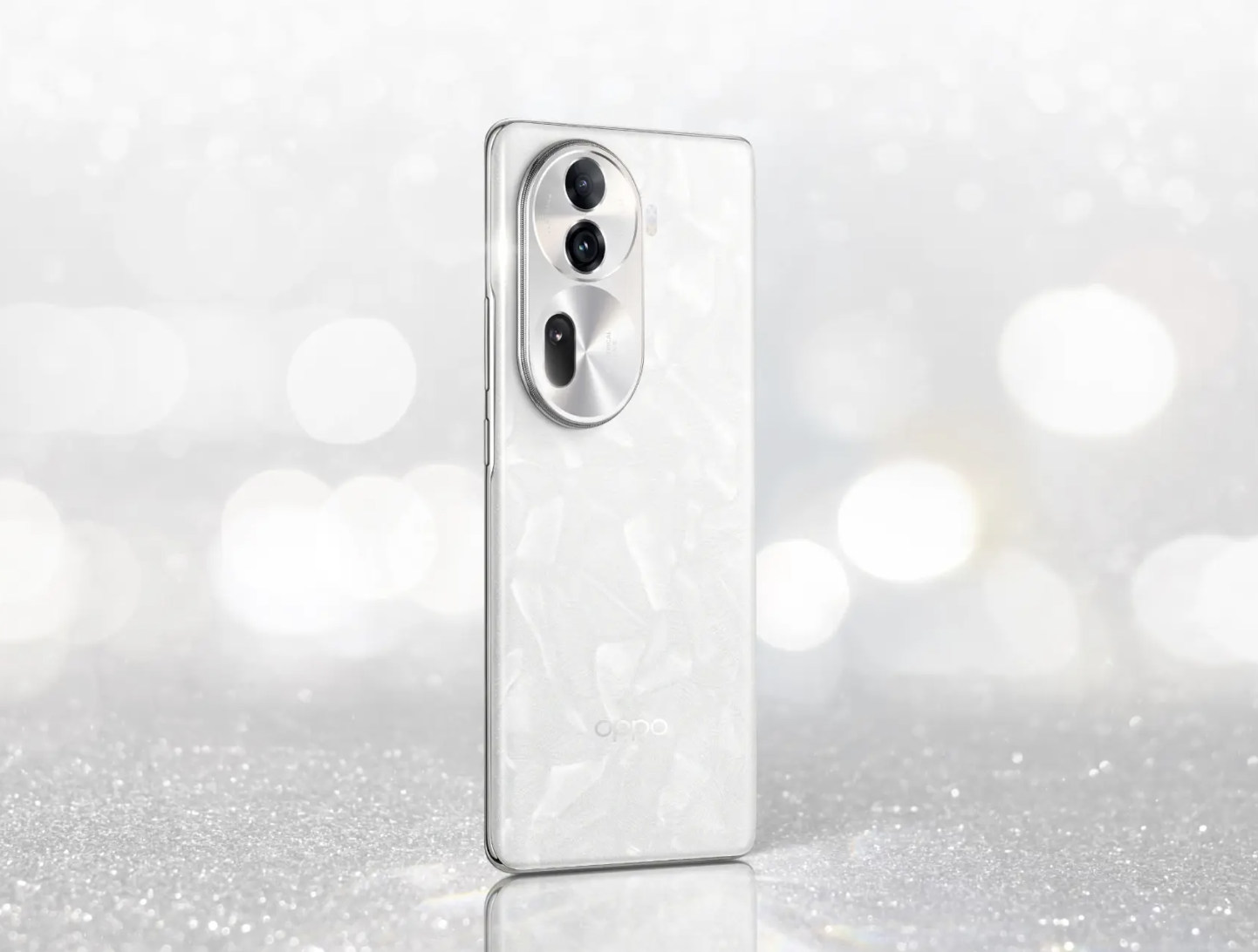 颜值性能皆出色，OPPO Reno11闪耀2K手机市场-泡泡网